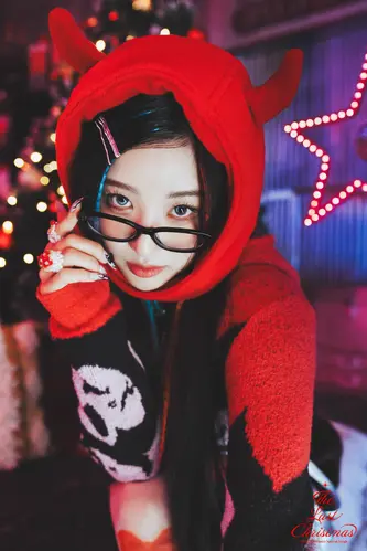 Chloe Young | Kpop Wiki | Fandom