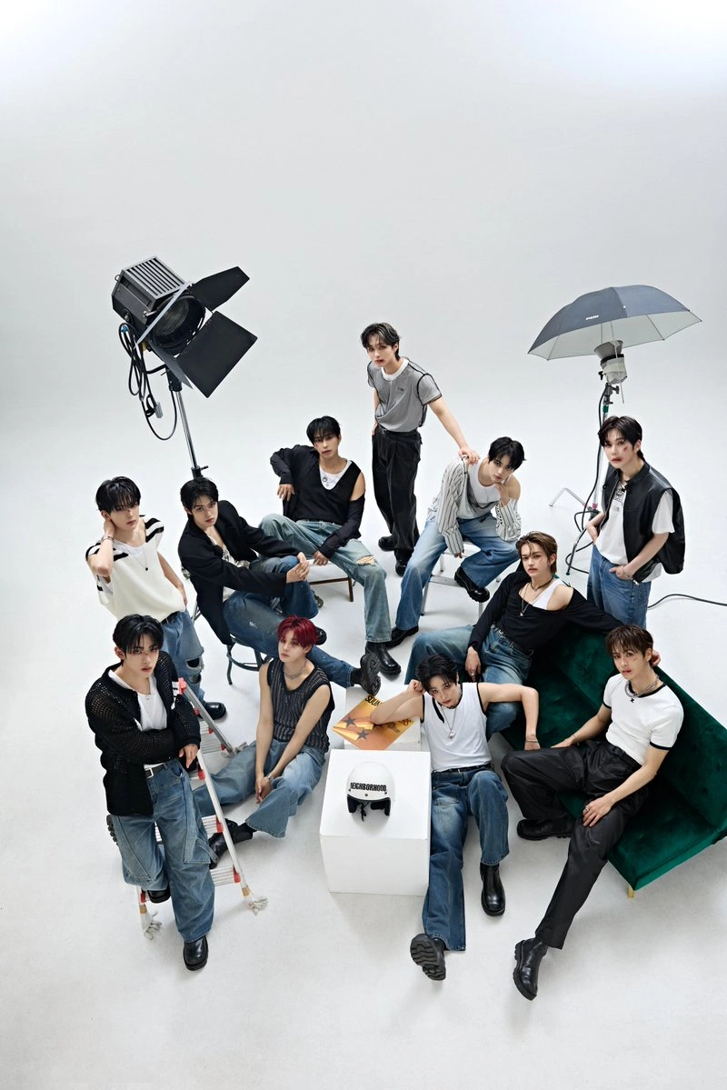 Double 0ne | Kpop Wiki | Fandom