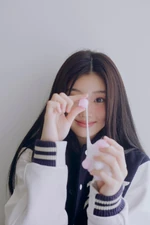 Wonhee (ILLIT)/Gallery | Kpop Wiki | Fandom