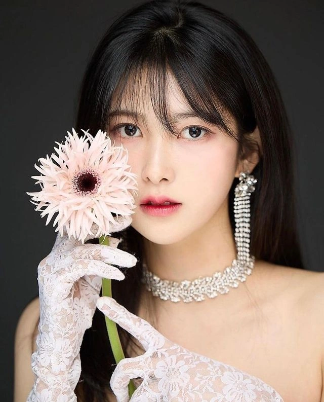 Category:Cho Jisun | Kpop Wiki | Fandom