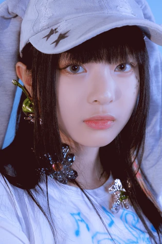 Hanni | K-pop Wiki | Fandom