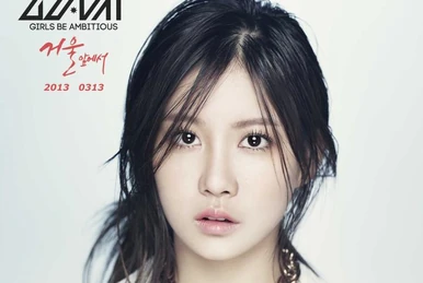 Dahee Glam In Front Of The Mirror