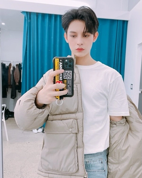 James | Kpop Wiki | Fandom