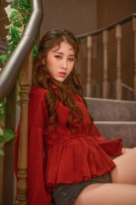 Nara (singer) | Kpop Wiki | Fandom