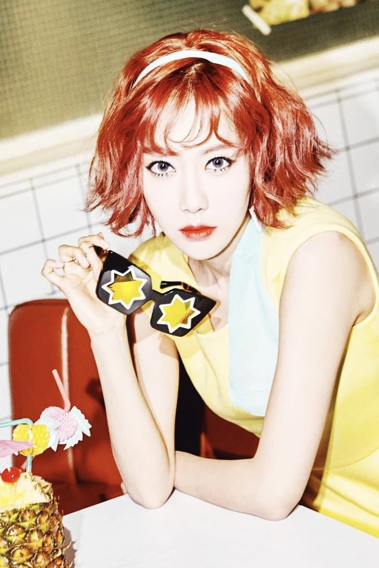 HAYDEN (W/LOVE)/Gallery | Kprofilesofficial Wiki | Fandom