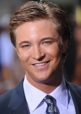 Noel Callahan | Krypto the Superdog Wiki | Fandom