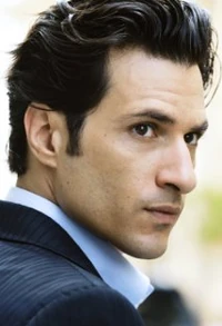 Hal Ozsan | Kyle XY Wiki | Fandom