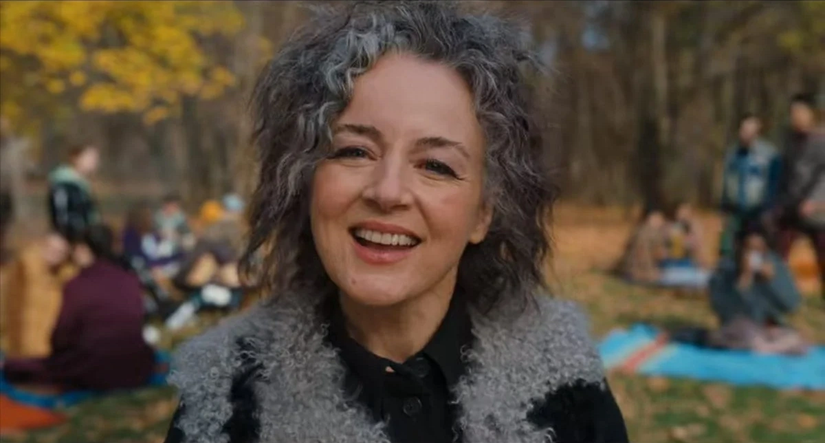 Esther Sinclair | Wiki La famille Addams | Fandom