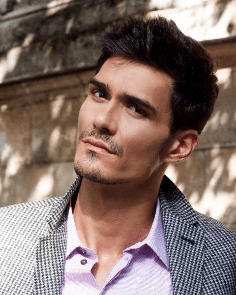 George Valentin Burcea | Wiki La famille Addams | Fandom