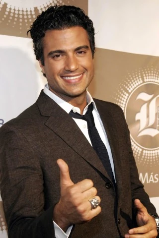 Jaime Camil | La Fea Telenovela Wiki | Fandom