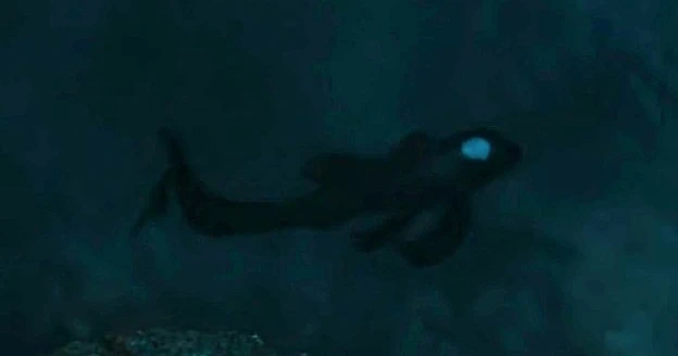 La (Netflix) | Lab Rats Chronicles Wiki | Fandom