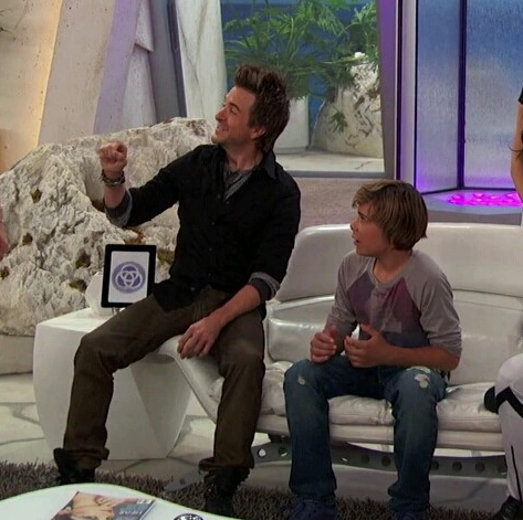 Danglas | Lab Rats: Into the Multiverse Wiki | Fandom