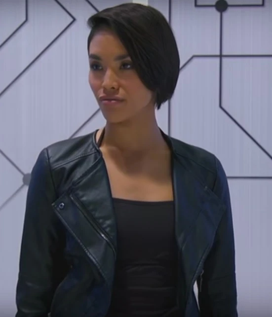 Giselle Vickers | Lab Rats: Into the Multiverse Wiki | Fandom