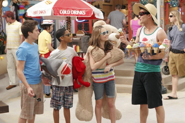 Dooley-Davenport Family/Gallery | Lab Rats: Into the Omniverse Wiki ...