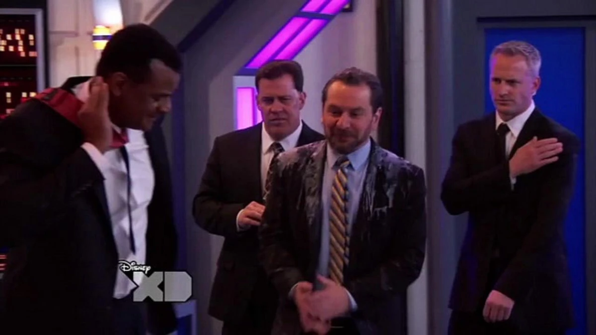 Armed and Dangerous/Gallery | Disney XD's Lab Rats Wiki | Fandom