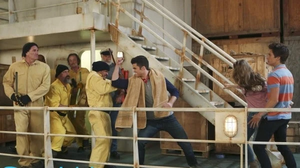 Sink or Swim/Gallery | Disney XD's Lab Rats Wiki | Fandom