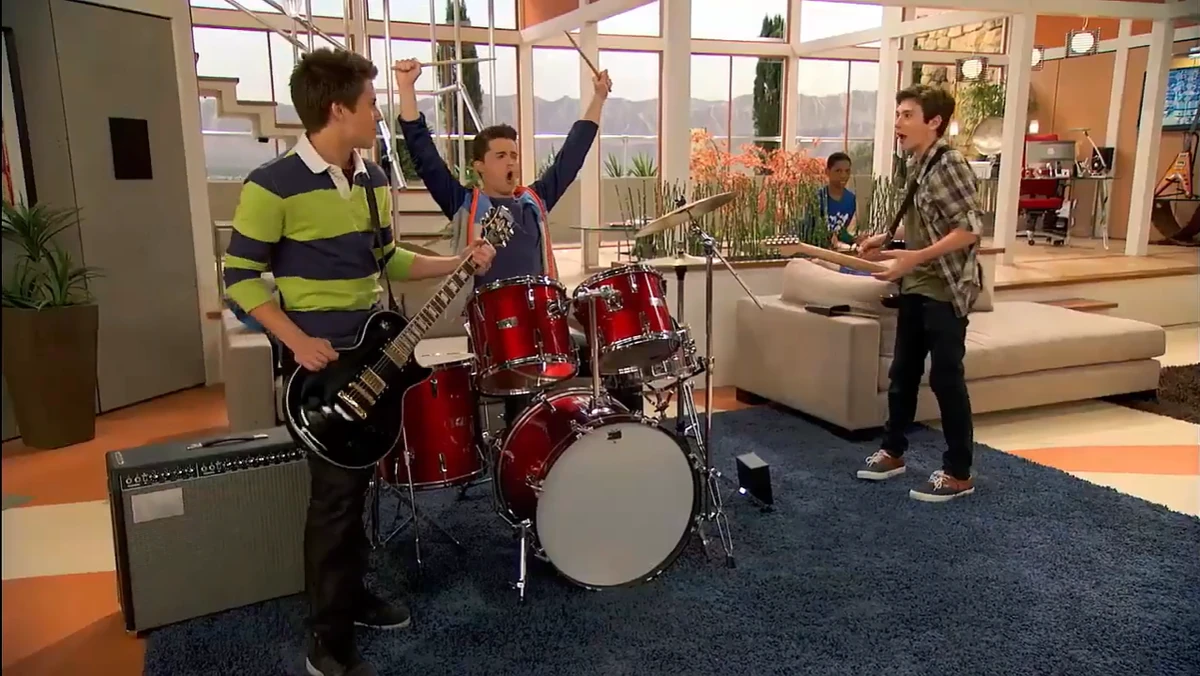 Concert in a Can | Disney XD's Lab Rats Wiki | Fandom