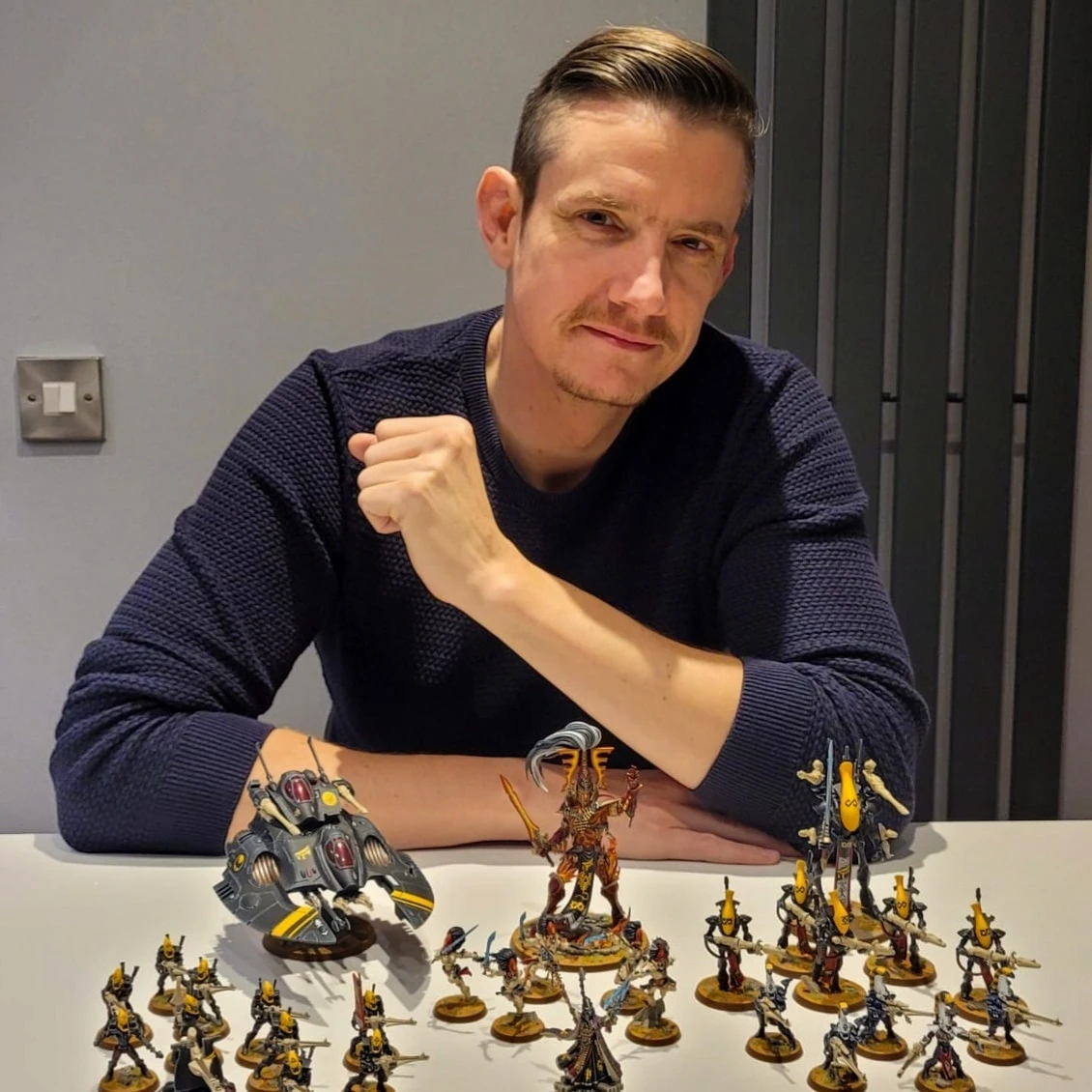 Darren Latham | Wiki La Biblioteca del Viejo Mundo | Fandom