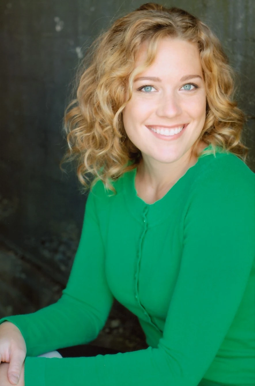 Kate Hewlett | L.A. Complex Wiki | Fandom