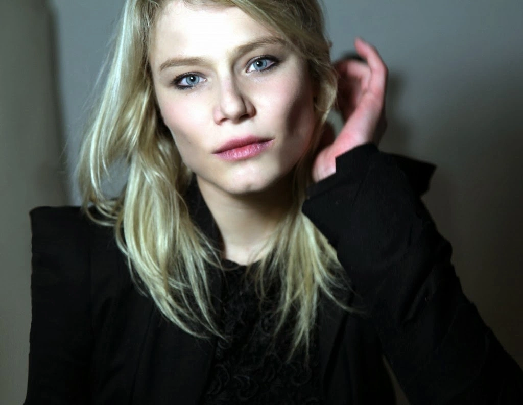 Georgia Hardinge | Gagapedia | Fandom