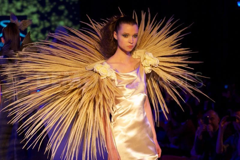 Jess Eaton | Russian Gagapedia | Fandom