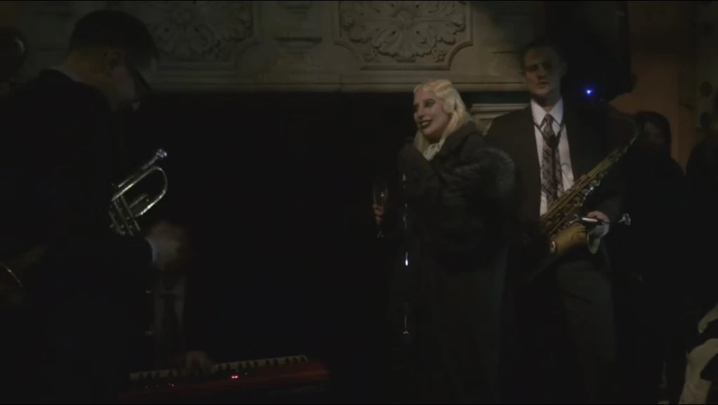 Rose Bar | Gagapedia | Fandom