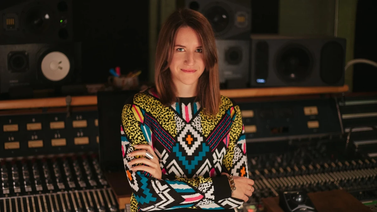 Laura Sisk | Lana Del Rey Wiki | Fandom