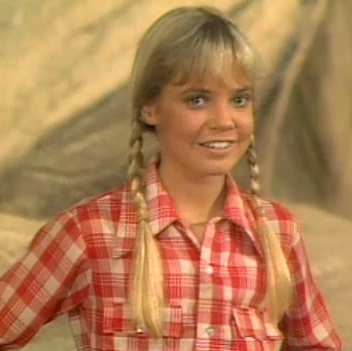 Holly Marshall | Land of the Lost Wiki | Fandom