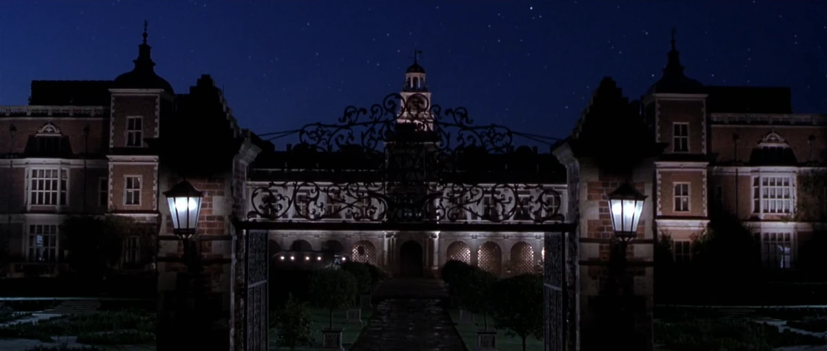 Croft Manor (2001 Movie Timeline) | Lara Croft Wiki | Fandom