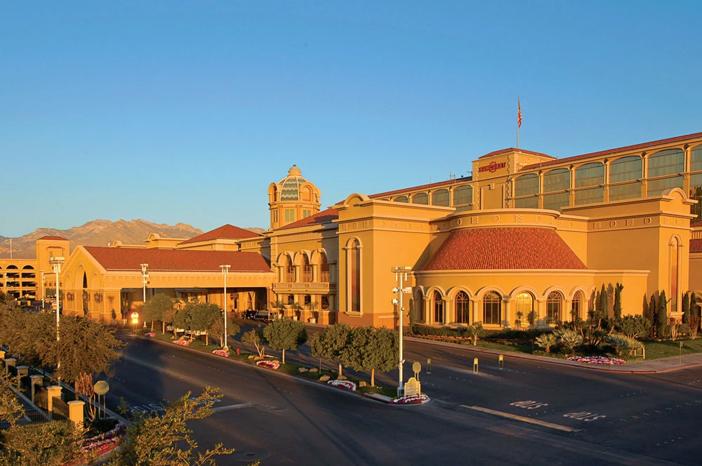 Suncoast Hotel and Casino | CasinoCyclopedia | Fandom