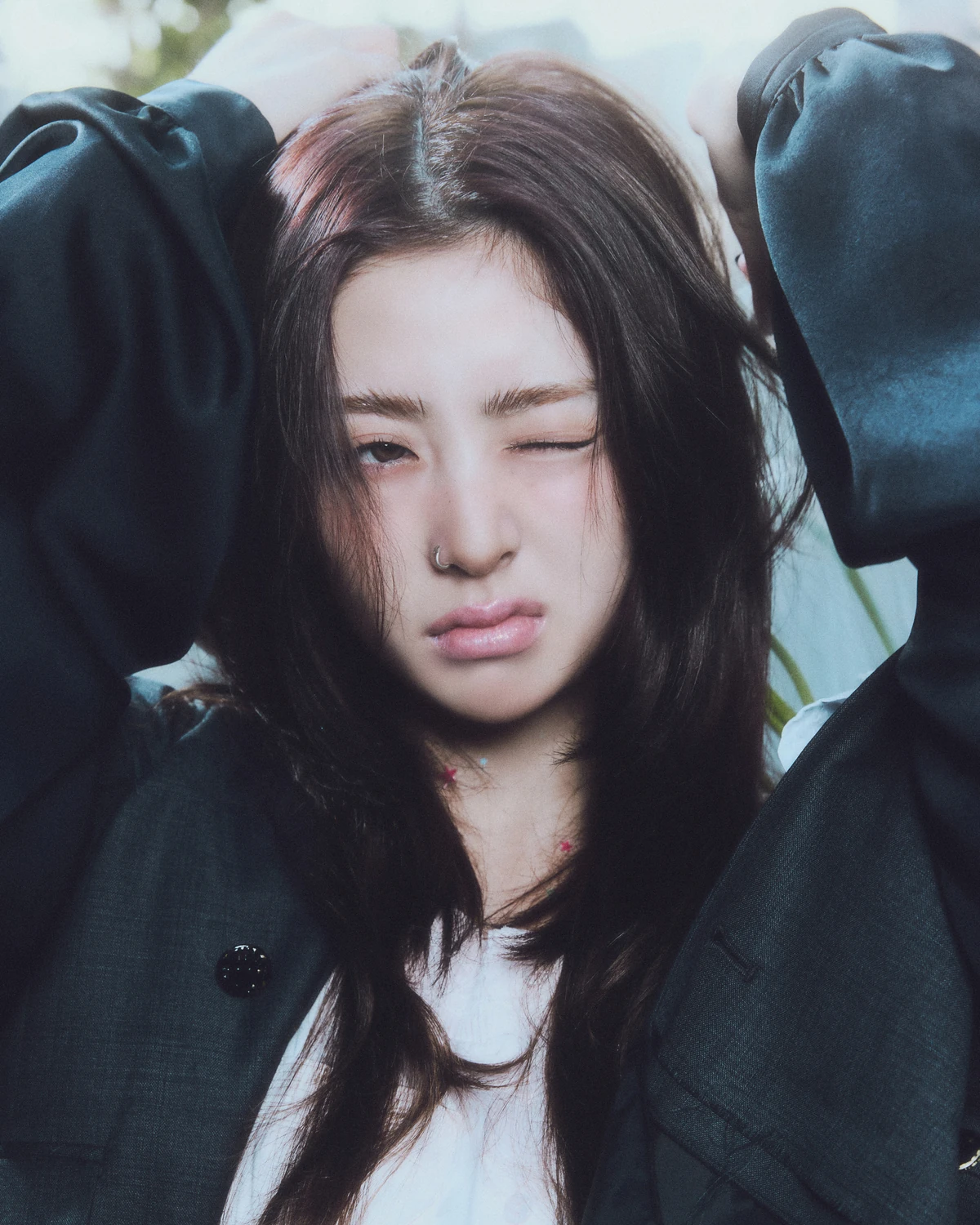 Huh Yunjin | LE SSERAFIM Wiki | Fandom