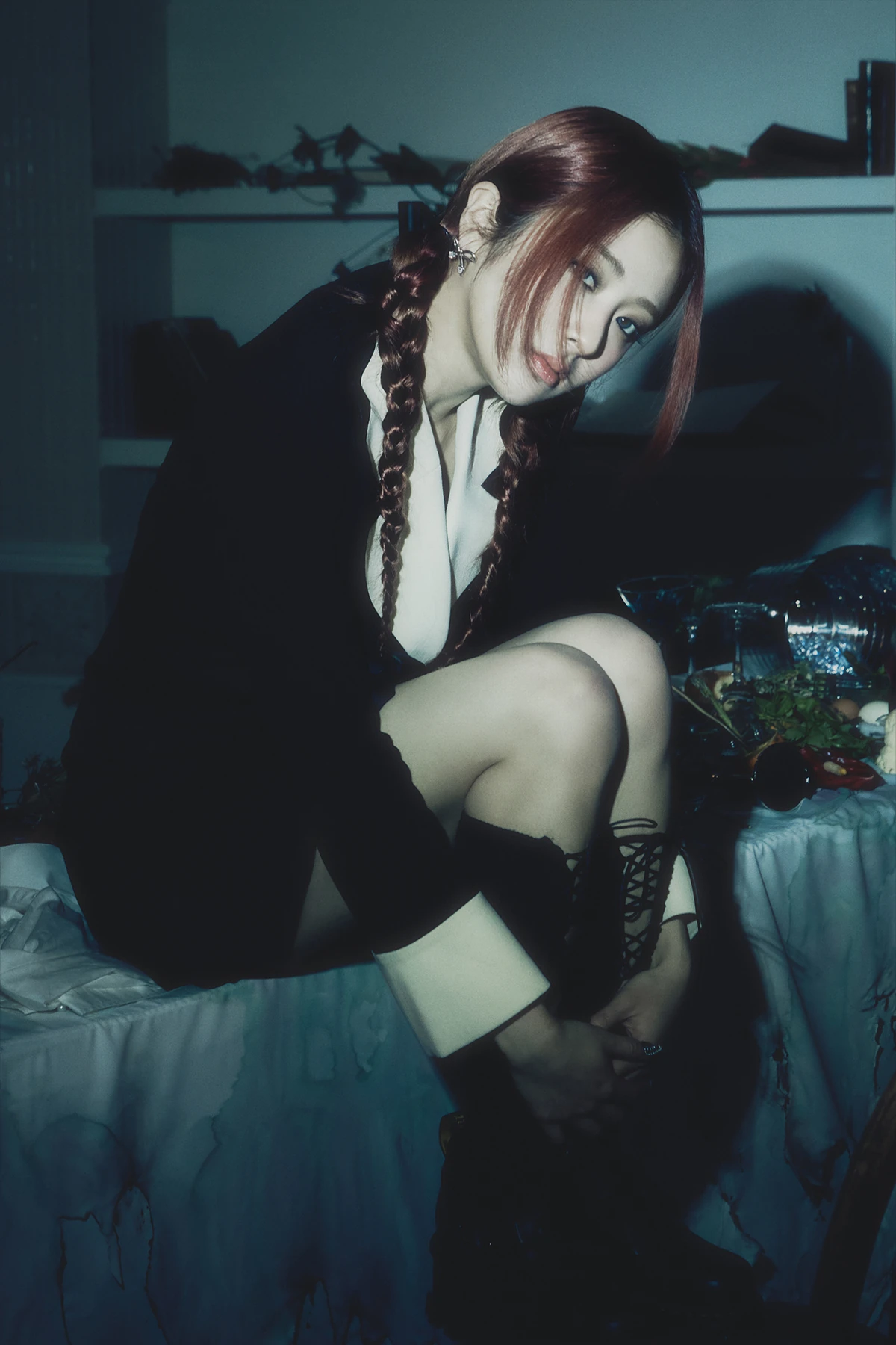 Huh Yunjin | LE SSERAFIM Wiki | Fandom