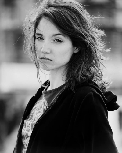 Caroline Hayes | Wiki Le 10ème Royaume | Fandom