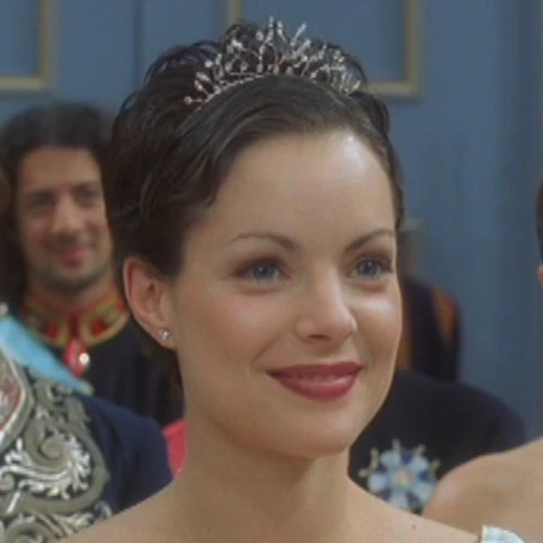 Virginia Lewis | Wiki Le 10ème Royaume | Fandom