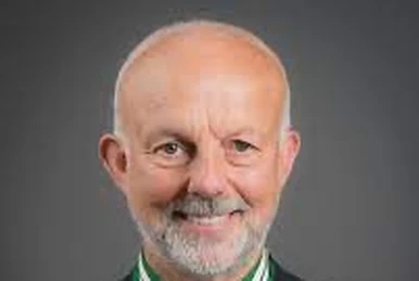 Christopher Gaze