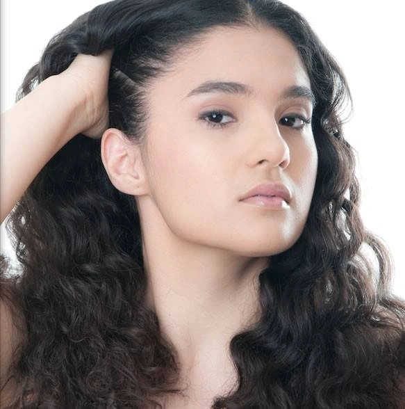 Alondra Hidalgo | Saga Las Leyendas Wiki | Fandom