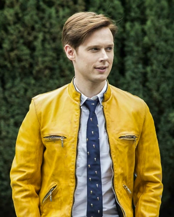 Dirk Gently | Legends of the Multi Universe Wiki | Fandom