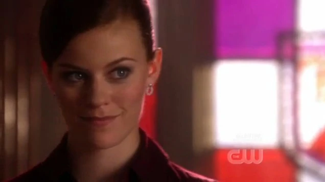 Tess Mercer | Legends of the Multi Universe Wiki | Fandom