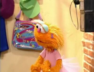 Zoe (Muppets) | Legends of the Multi Universe Wiki | Fandom