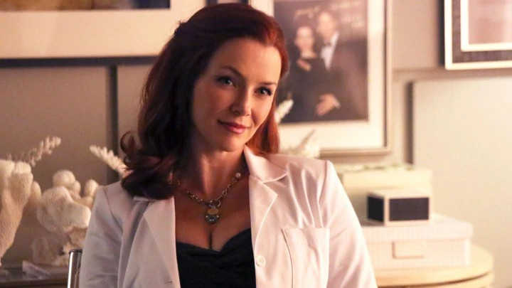 Dr. Kelly Nieman | Legends of the Multi Universe Wiki | Fandom