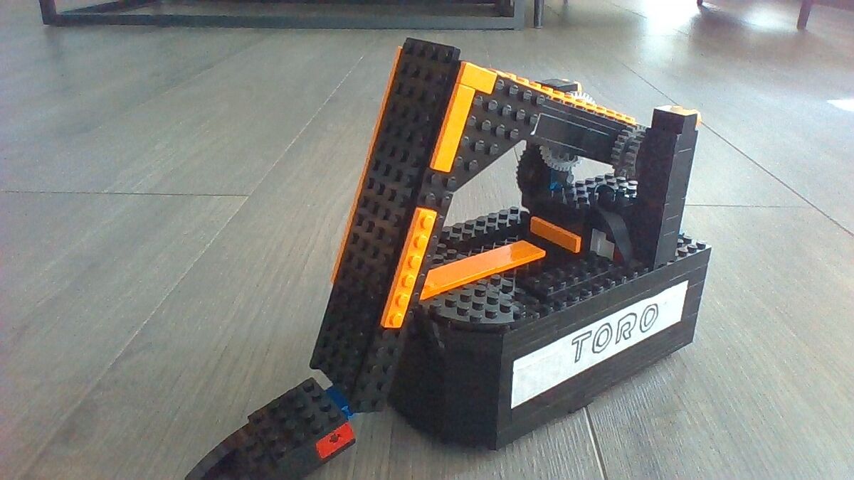 Toro Lego Battlebots Wiki Fandom