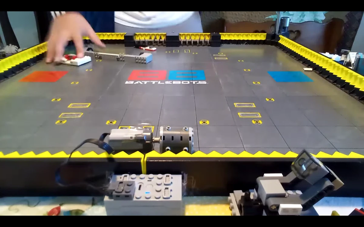 Lengthy Boi | Lego Bot Wiki | Fandom