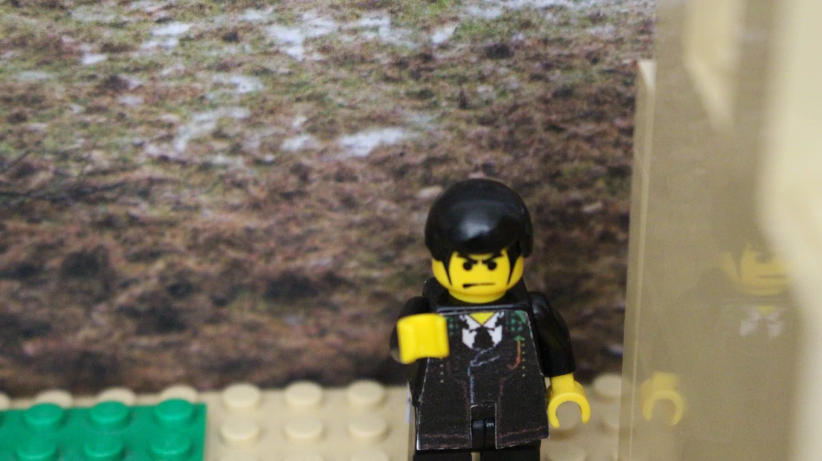 The Shalka Doctor | Lego Doctor Who Series Encylopedia Wiki | Fandom