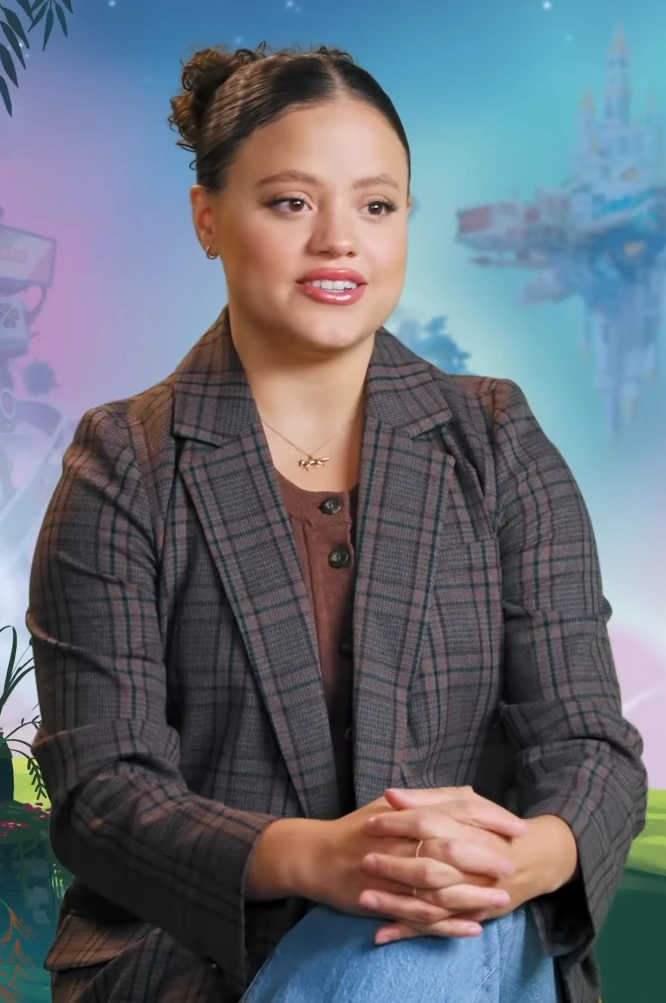 Sarah Jeffery | Lego Dreamzzz Wiki | Fandom