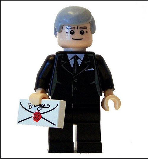 Alfred Pennyworth (trilogia nolan) | Wiki Lego fanon en español | Fandom