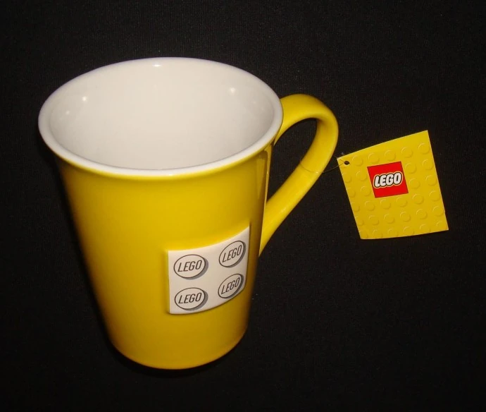 850424 LEGO Mug | Brickipedia | Fandom