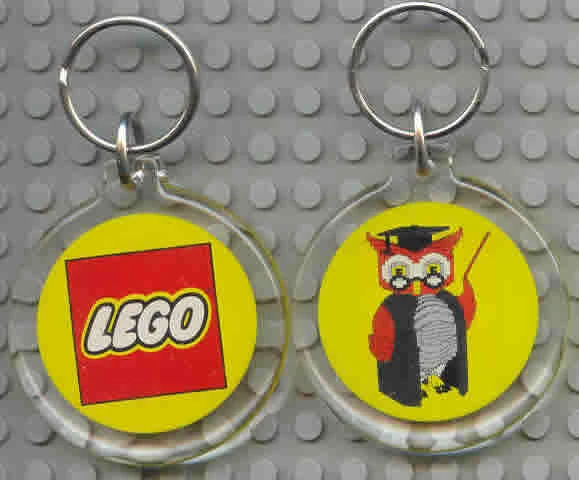 KC95 LEGO Logo/Owl Key Chain | Brickipedia | Fandom