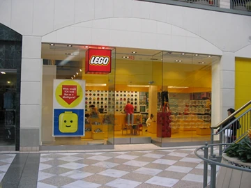 The LEGO Store The Shops at North Bridge Chicago, IL, USA | Brickipedia ...