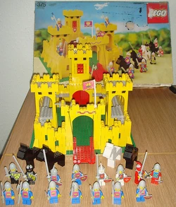 LEGO MOC Classic Yellow Castle Enhanced Edition By Simon Lenz ...