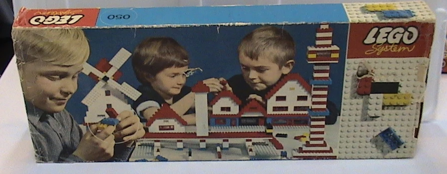 050 Basic Building Set in Cardboard | Brickipedia | Fandom